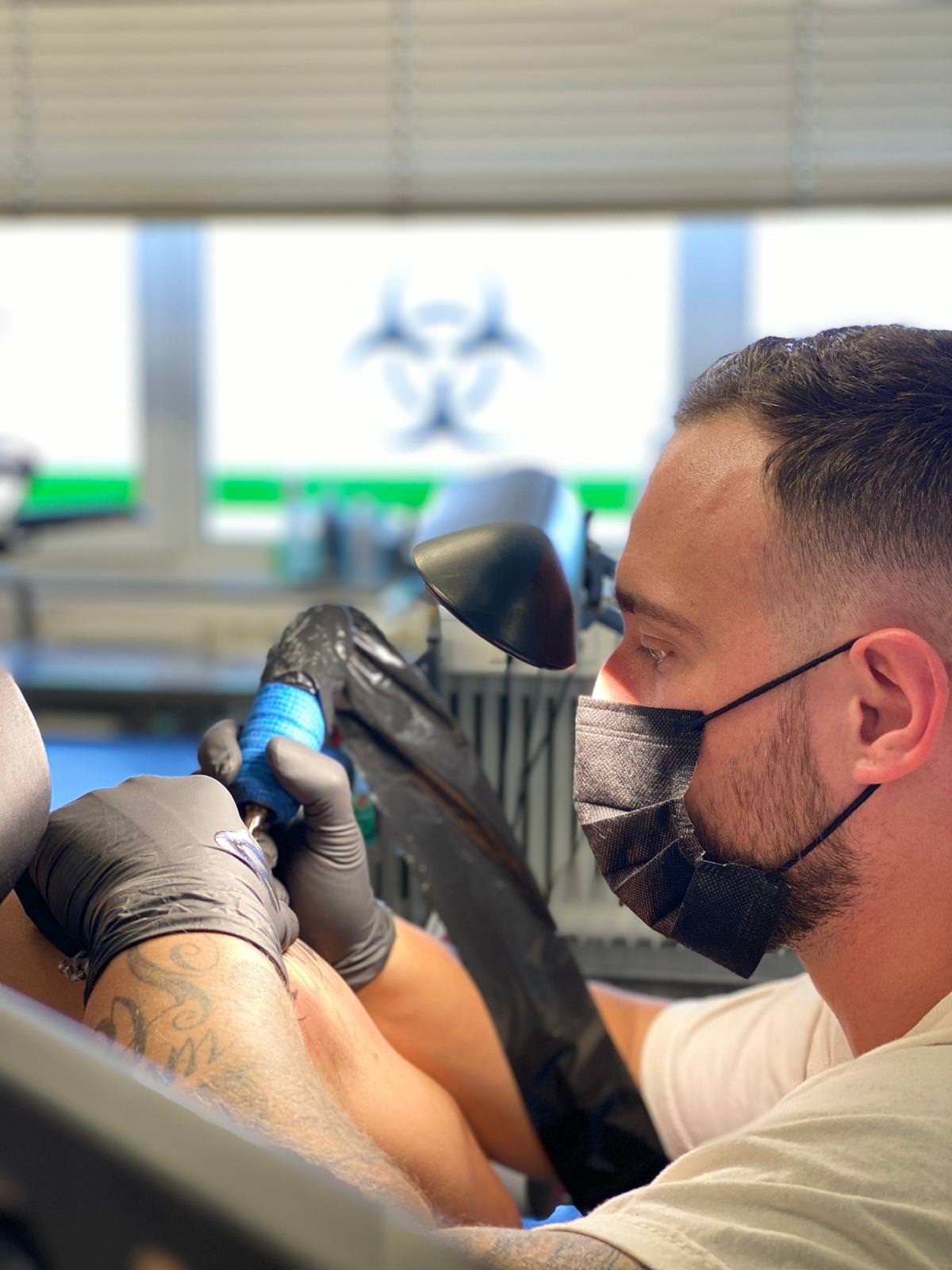 Tattoo-Virus - get your Tattoo. Tattoo Studio in Ratingen